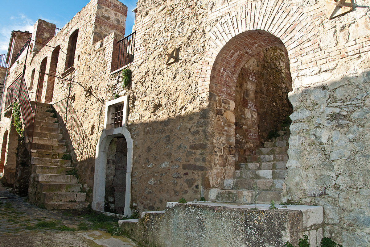 Calitri - Borgo Castello - Museo dei Castelli