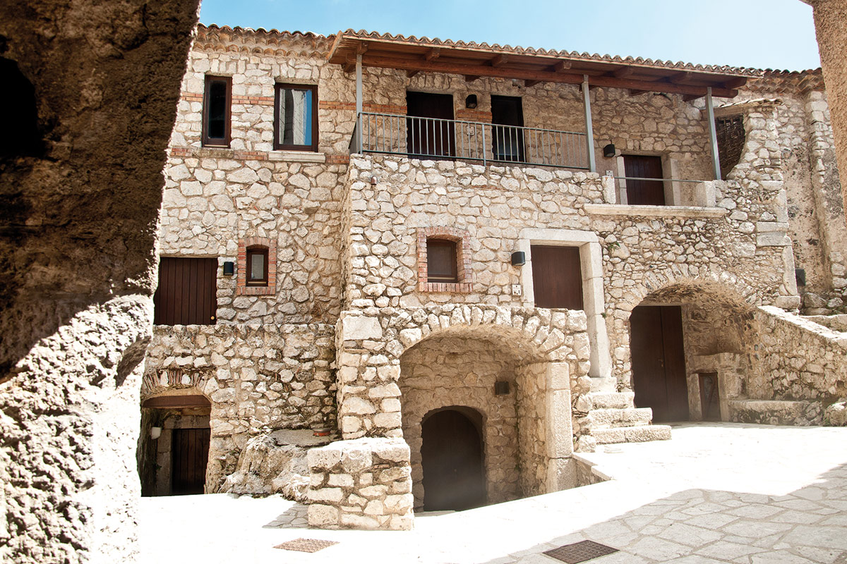 Castelvetere sul Calore - Castello Longobardo - Museo dei Castelli